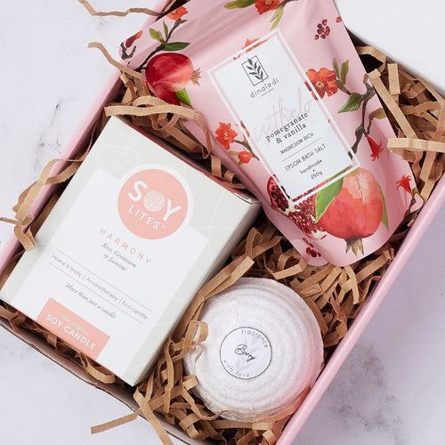 Gift Hampers | Luxury Food, Chocolate & Pamper | Nationwide Delivery