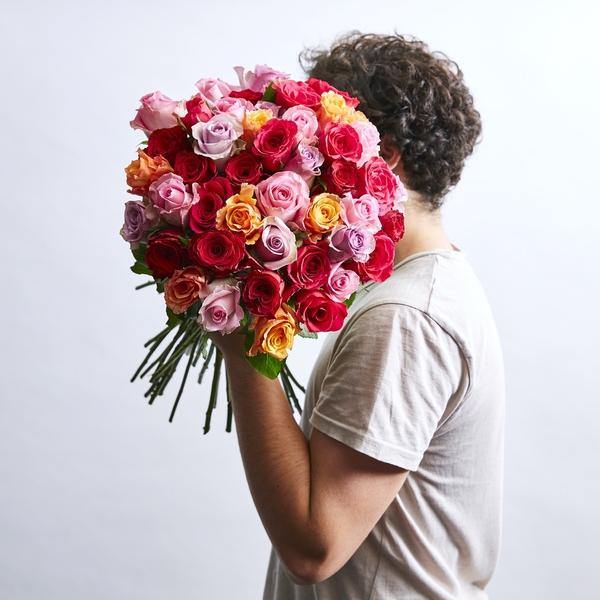 Vibrant Rose Bouquet | Fabulous Flowers & Gifts